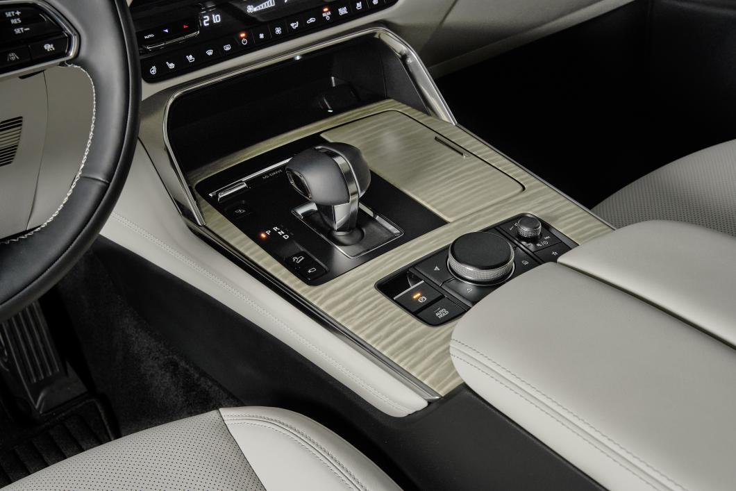 Mazda CX-80 (2024). Prix, photos et vidéo du nouveau SUV 7 places