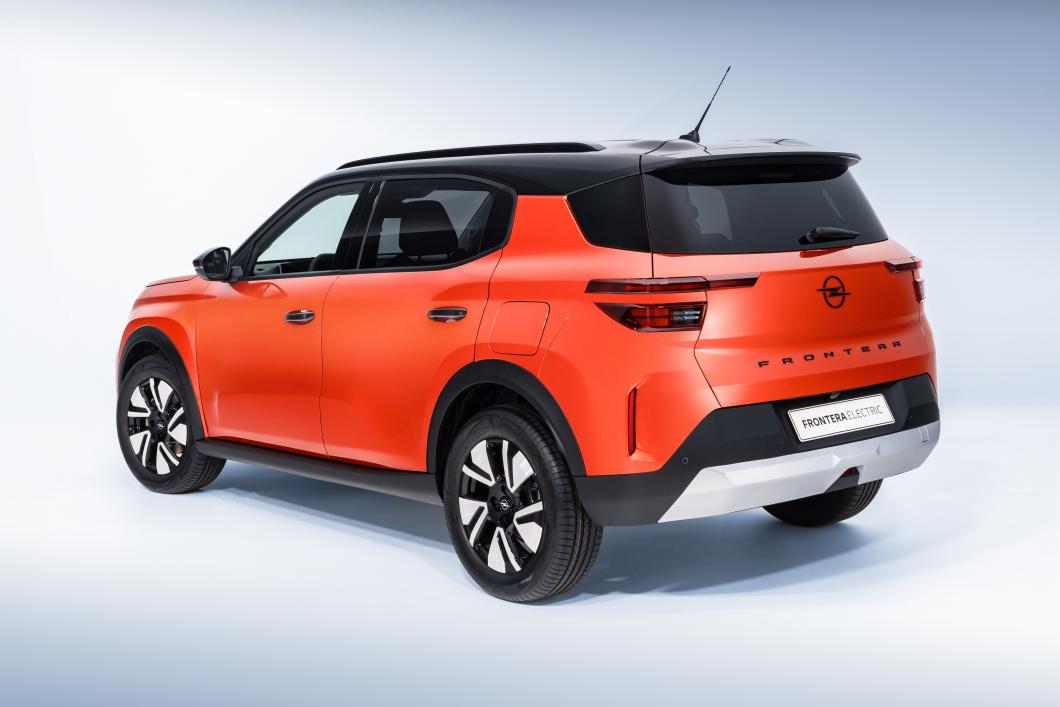 Opel Frontera (2024). À bord du nouveau SUV électrique et hybride aux tarifs attractifs