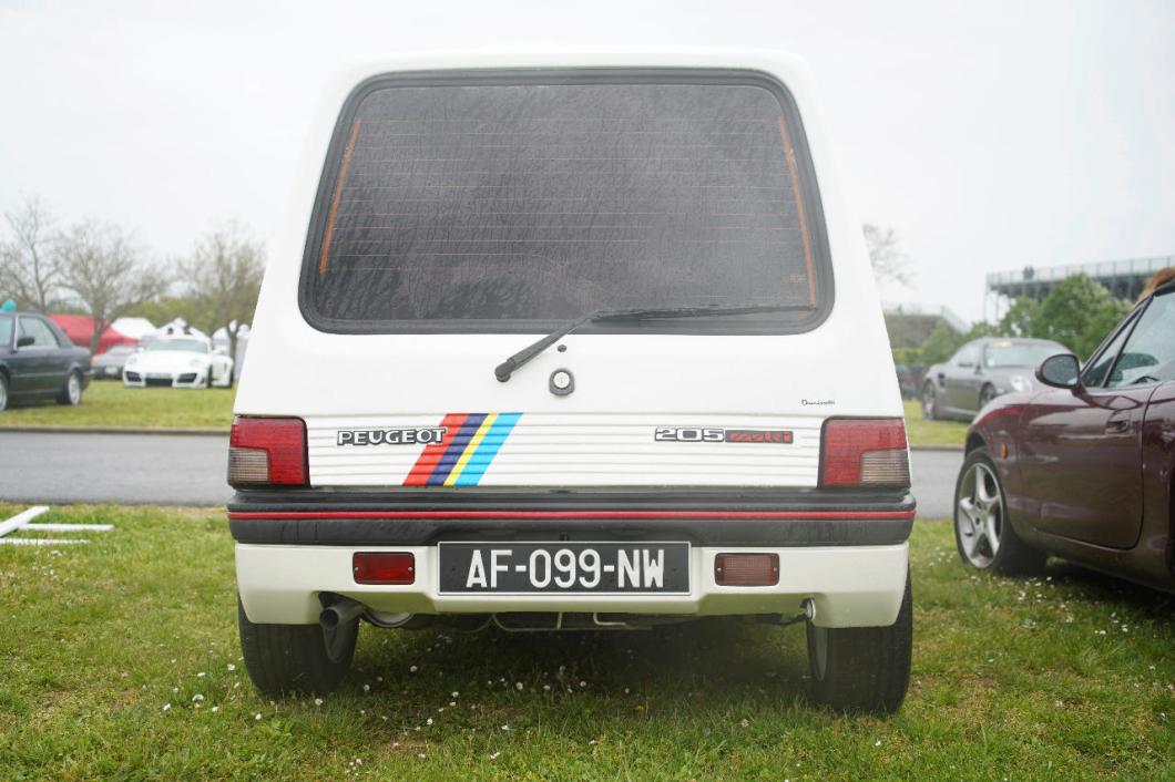 Peugeot 205 Multi. Connaissez-vous la (rare) version utilitaire de la ...