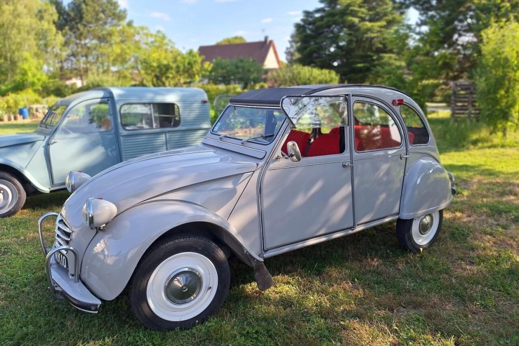 Citroën. 2CV rares et prototypes à vendre dans la Haute-Marne