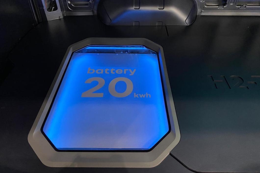 Renault Master H2-Tech Prototype (2024). Le fourgon à hydrogène enfin ...