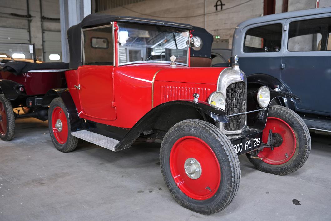 Citroën 2CV, DS, CX… Découvrez en vidéo ces 100 sorties de grange avant ...
