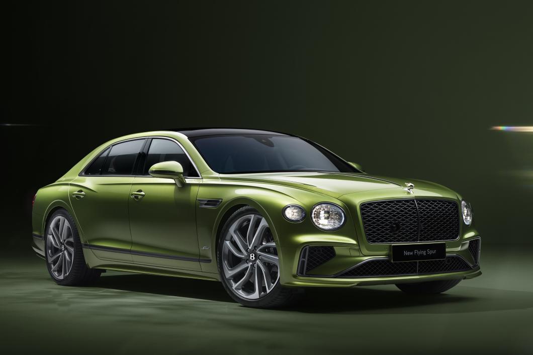 Nouvelle Bentley Flying Spur (2024). La limousine hybride rechargeable au V8 de 782 ch