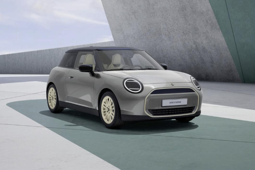 Alpine A290 vs Mini Cooper électrique. Le match des prix et équipements