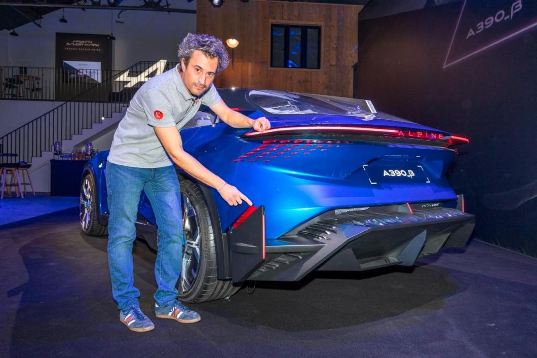 Alpine A390_β (2024). A la découverte du concept de berline Fastback électrique [vidéo]