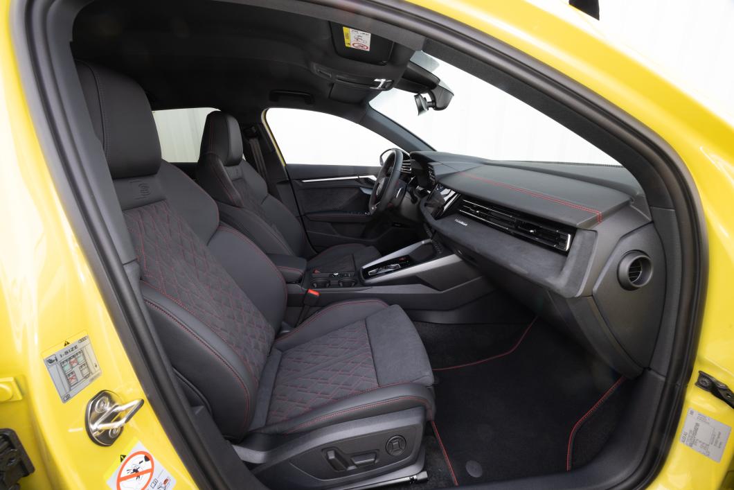 Essai Audi S3 vs RS3 (2025). Le match sur circuit