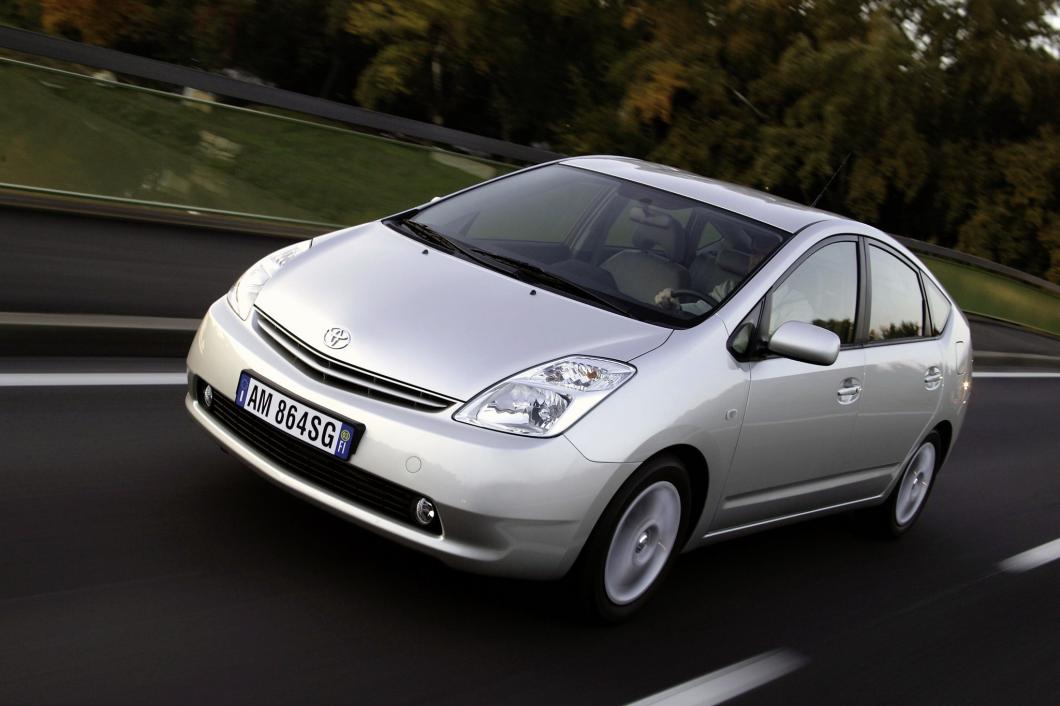 Guide d’achat occasion : quel modèle hybride à moins de 15 000