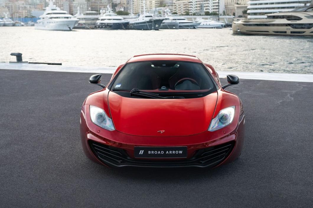 Formule 1. Les McLaren MP4-12C de Hamilton et Button à vendre