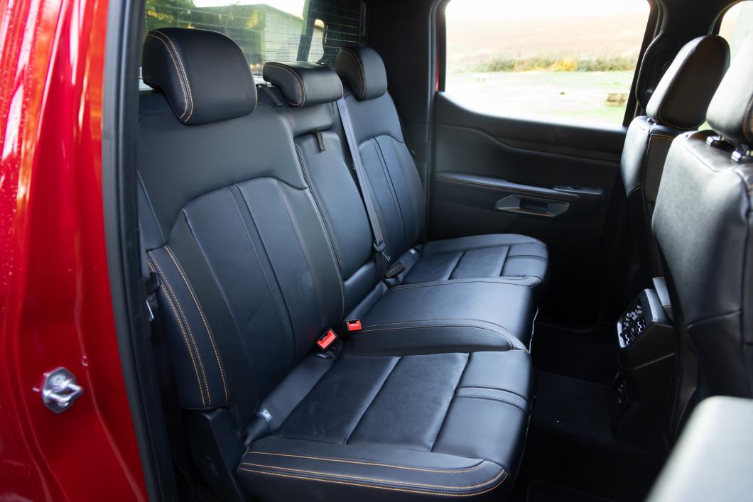 Essai Ford Ranger PHEV (2025). Le pick-up hybride sans malus et avec ...