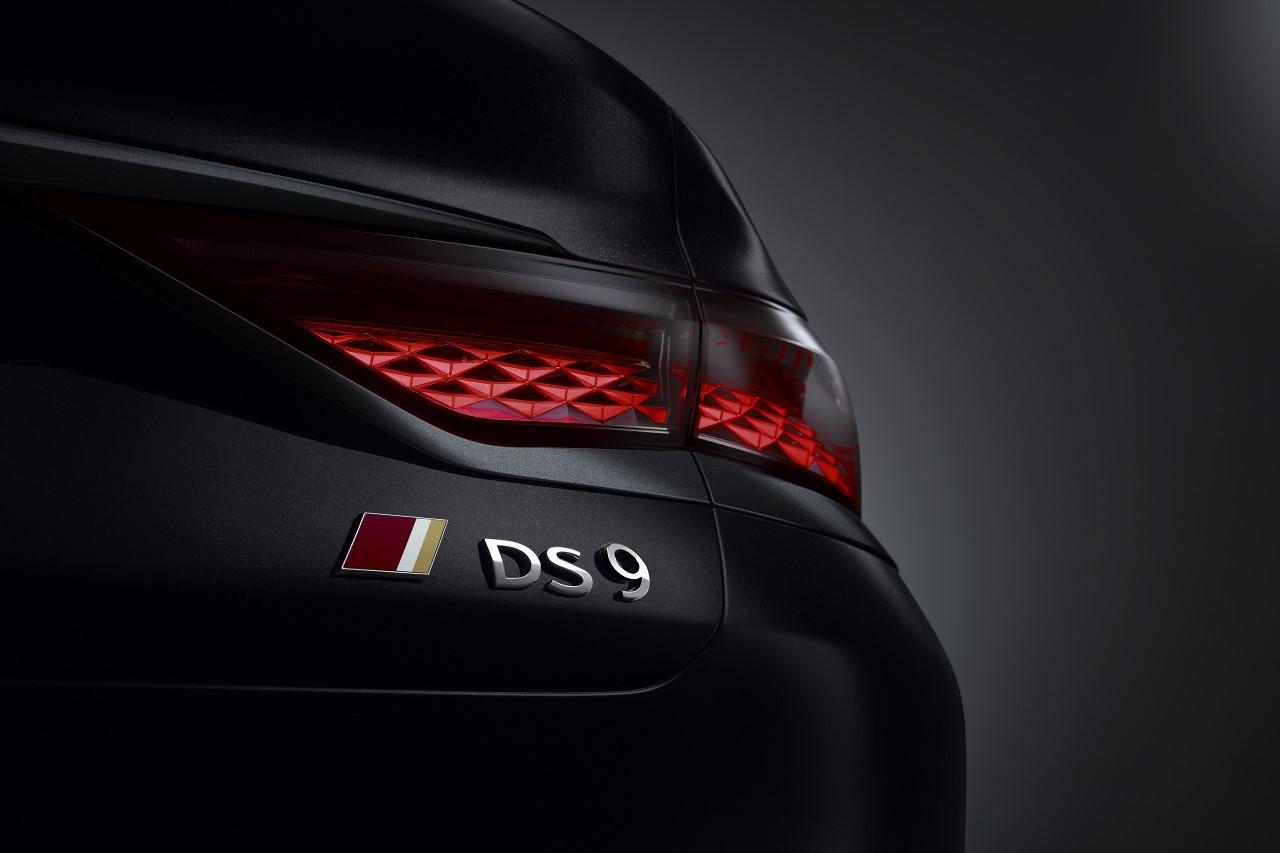 Photo 4 - DS 9 Performance Line logo - DS 9 (2022). Une gamme réduite ...