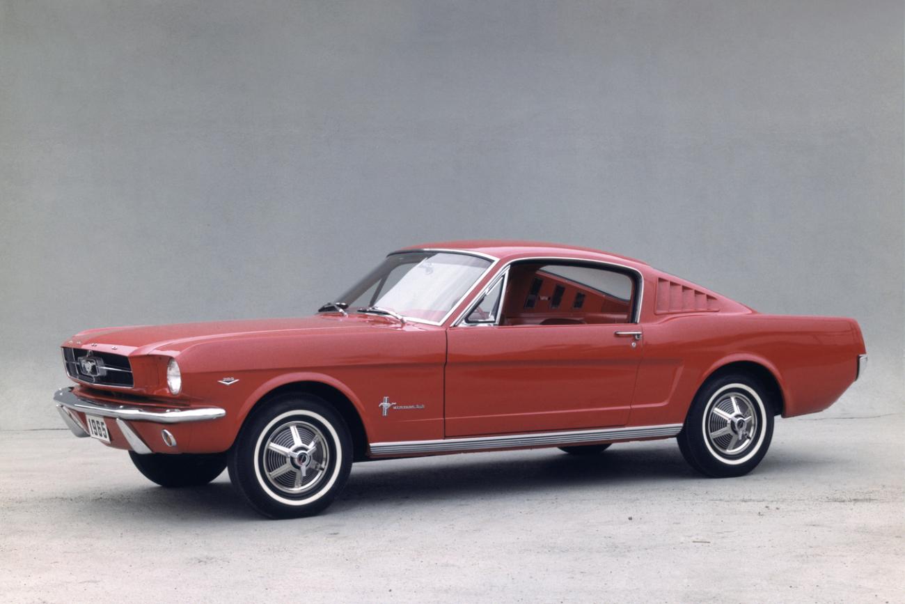 Photo 11 - ford mustang collection - Les voitures de collection ...