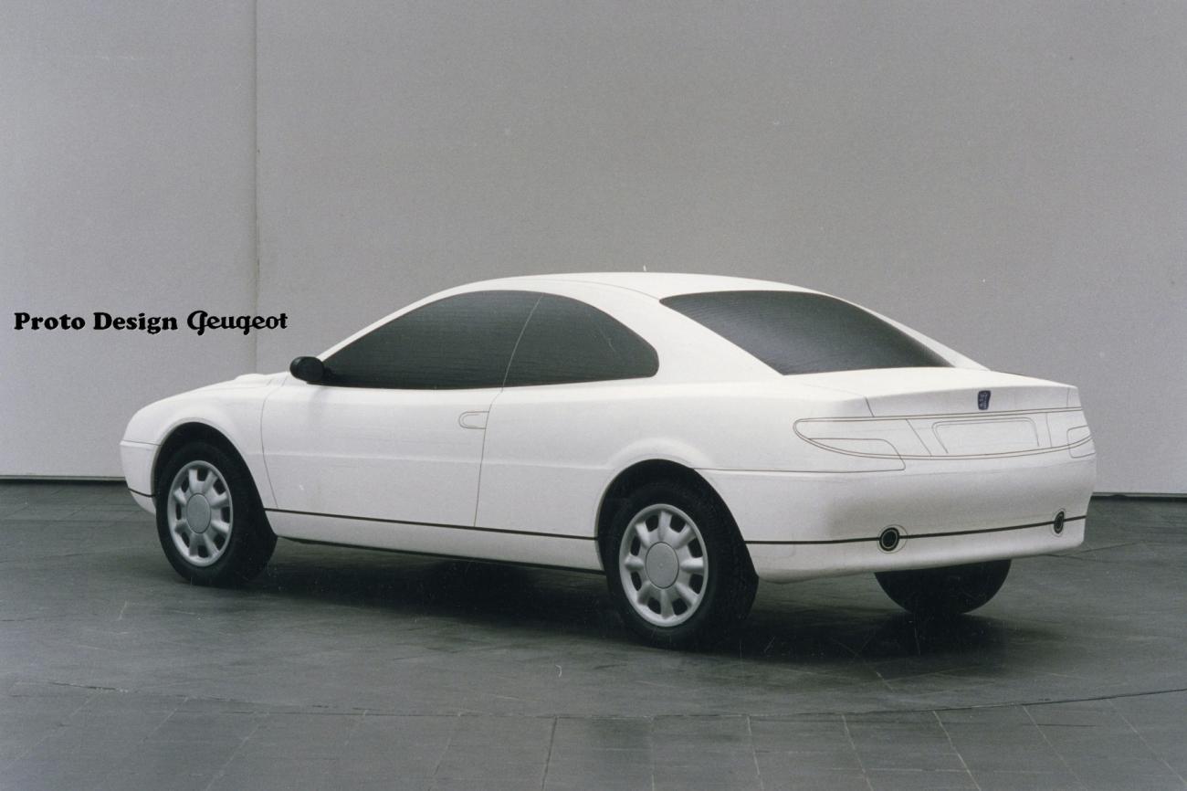 Photo 8 - Peugeot 406 Coupé maquette design différence série - Peugeot ...