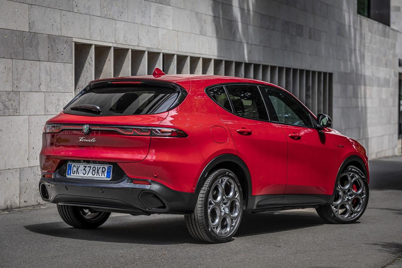 Diaporama et photos - Alfa Romeo contrarié par le Dodge Hornet, jumeau ...