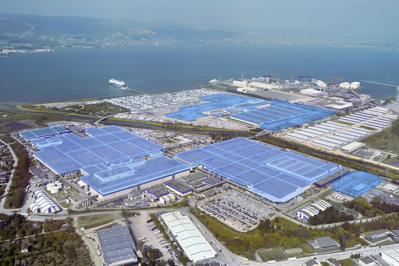 Photo 14 - usine Ford Otosan Turquie - La fiche technique du fourgon ...