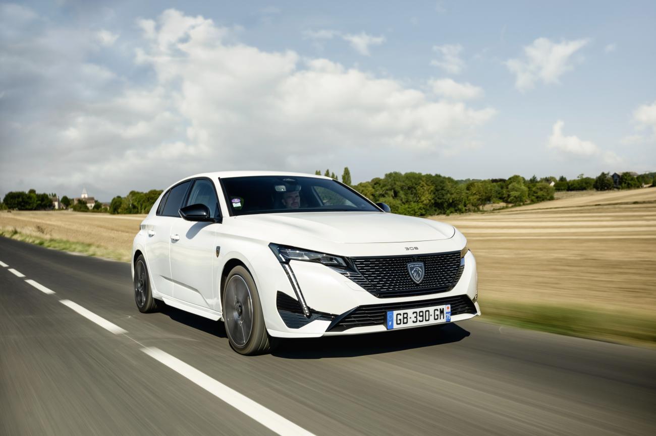 Photo 29 - Essai Peugeot 308 PHEV 180 GT - Essai comparatif : la Honda Civic hybride défie la ...