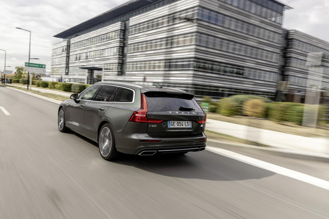 Photo 3 - Volvo V60 T6 hybride autonomie - Essai Volvo V60 Recharge T6 ...