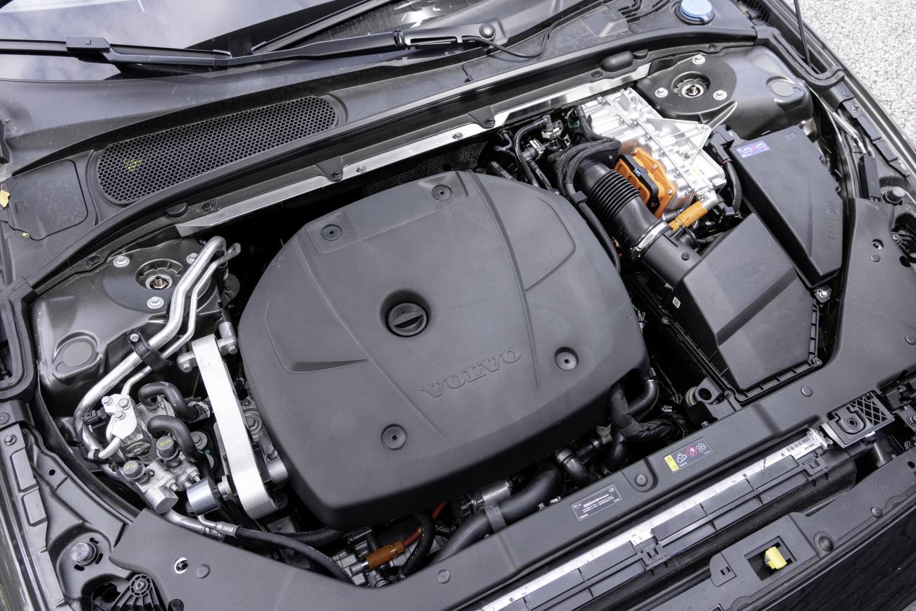 Diaporama et photos - Essai Volvo V60 Recharge T6 : les vraies ...