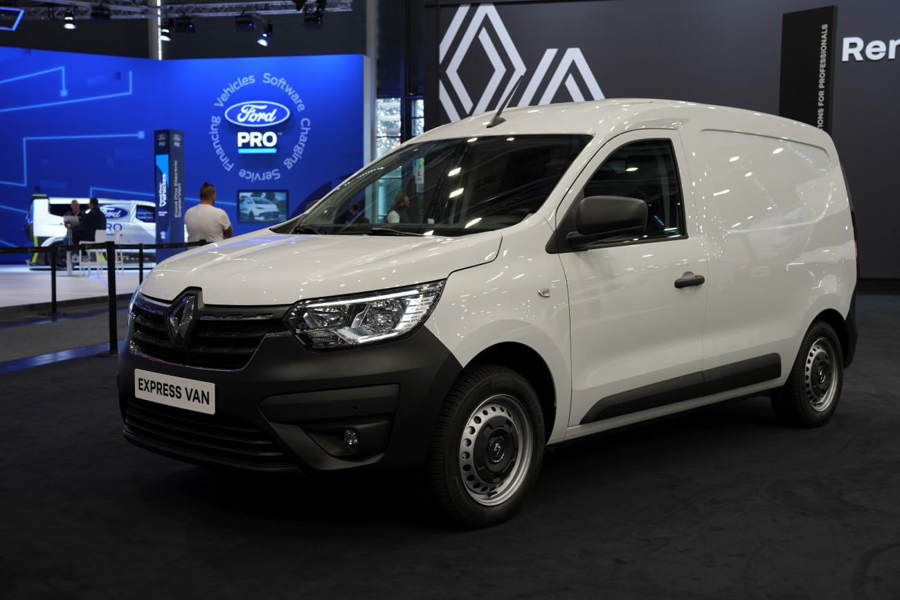 Diaporama et photos - Dacia Vaner. Le grand utilitaire cousin du ...