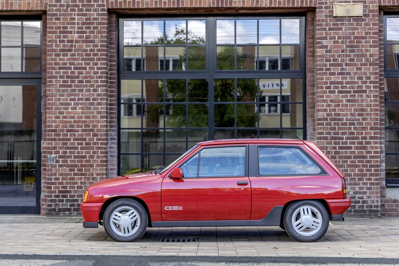 Diaporama et photos - Essai rétro Opel Corsa A GSi : 820 kilos de frime ...