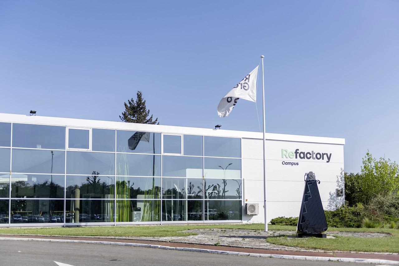 Renault Flins va former 8 000 personnes aux métiers de l’économie ...