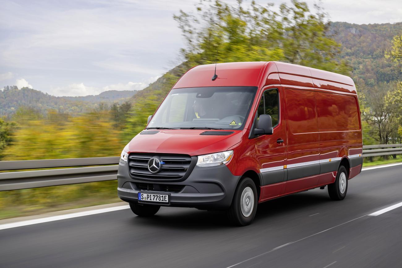 Mercedes eSprinter (2023). L'utilitaire électrique a roulé 475 km avec ...