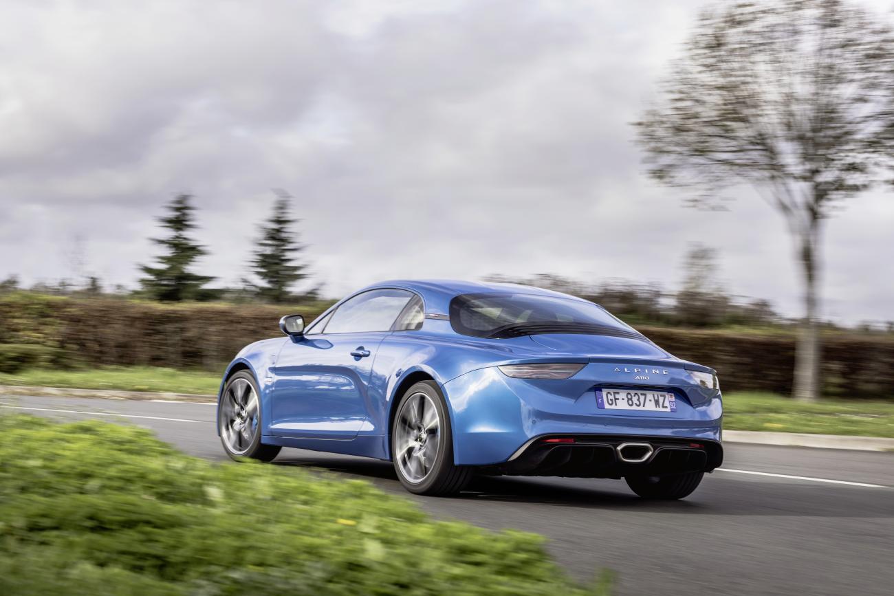 Photo 22 - Essai rétro Alpine A110 Berlinette. La libellule fête ses 60 ...