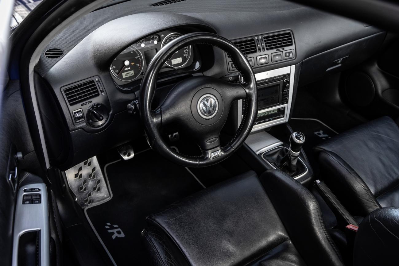 Diaporama et photos - Essai rétro Volkswagen Golf 4 R32. Concert en R majeur | L'Argus