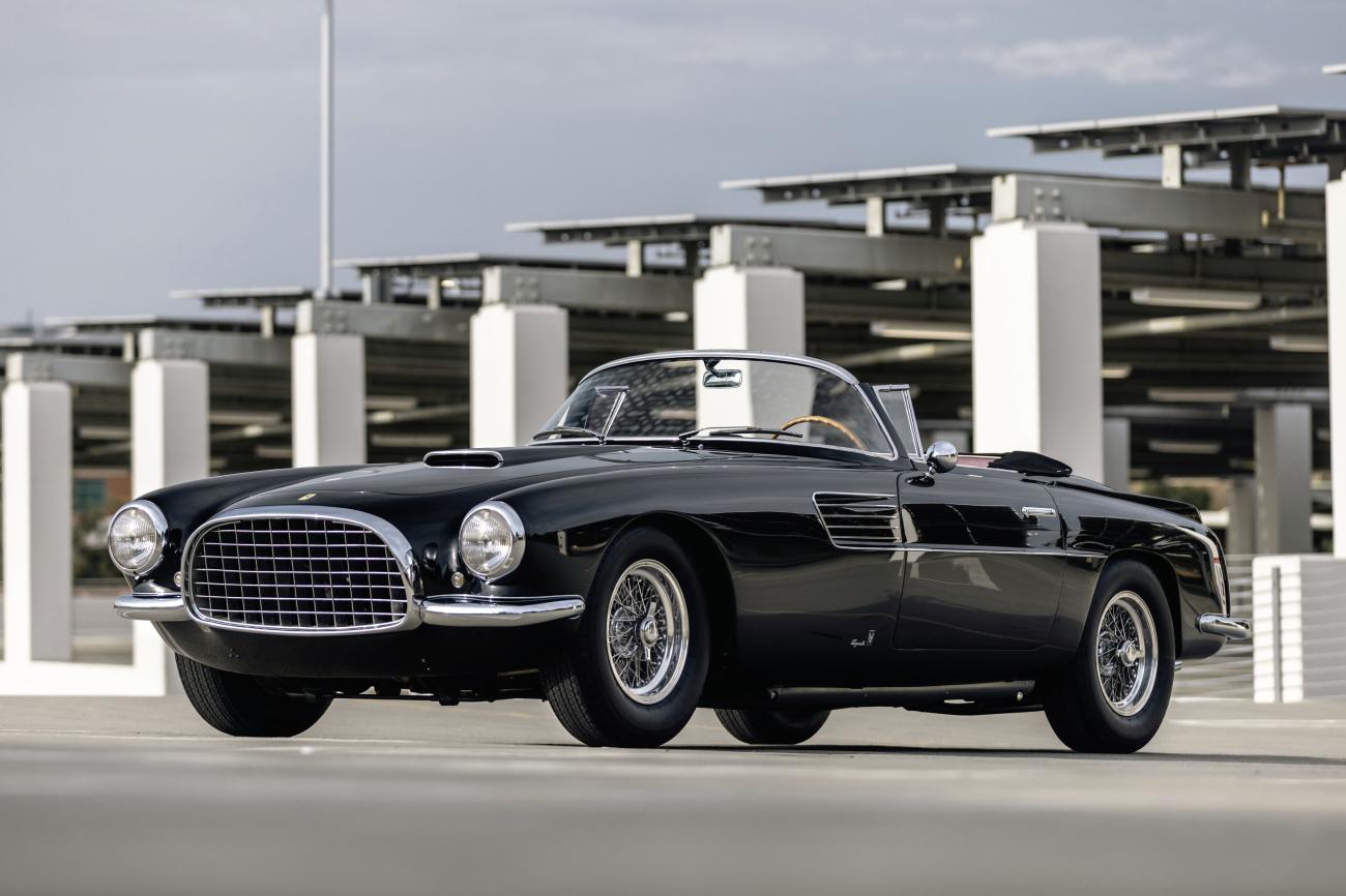 Photo 2 - La moitié du classement est occupée par des modèles badgés ...