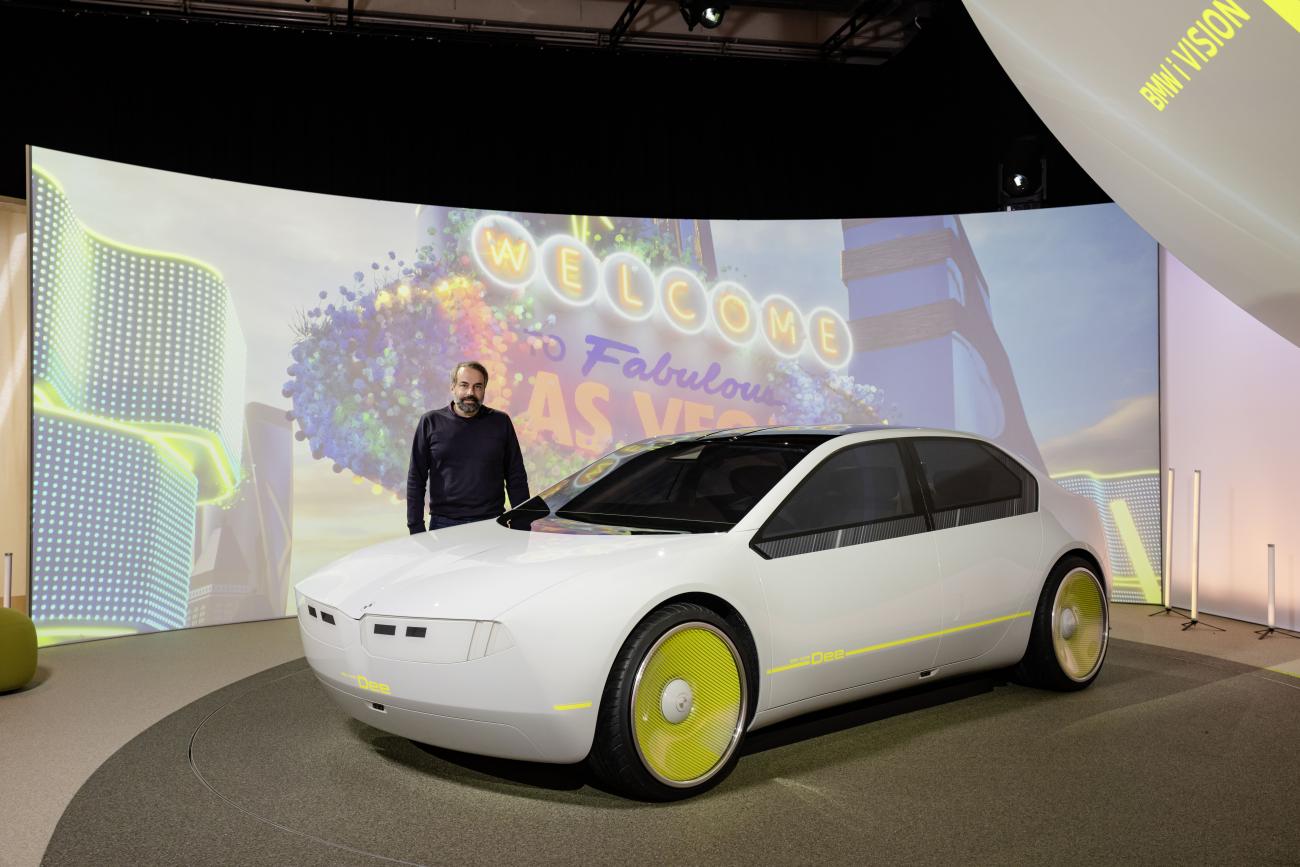 BMW i Vision Dee. À bord de la berline compacte 4 portes, star du CES 2023