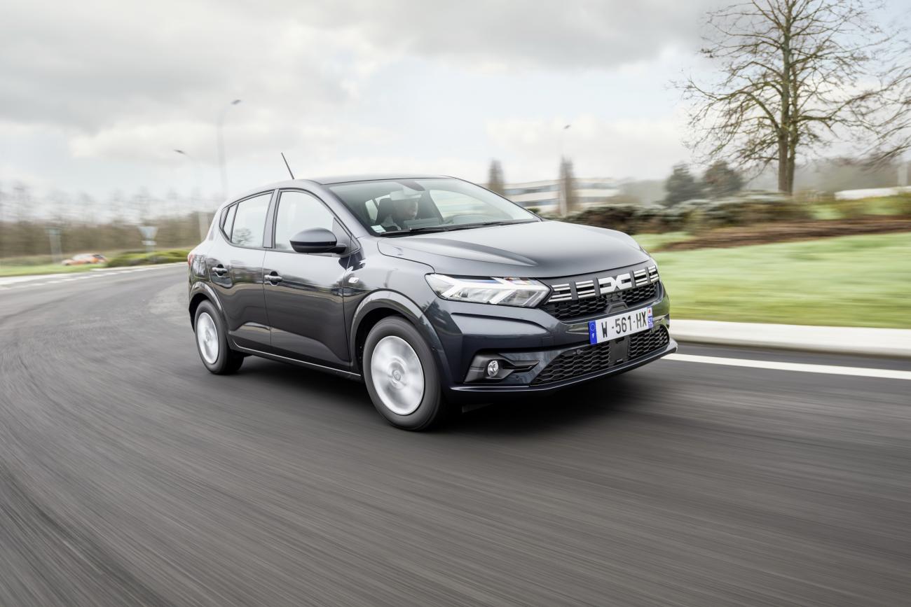 Essai Dacia Sandero SCe 65 (2023) : que vaut la voiture la moins chère ...