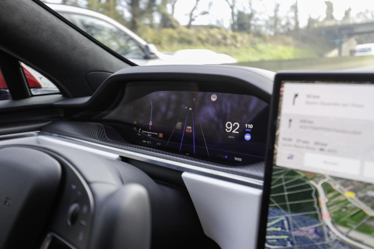 Photo 7 - Tesla Model S Plaid yoke - Essai Tesla Model S Plaid : notre ...