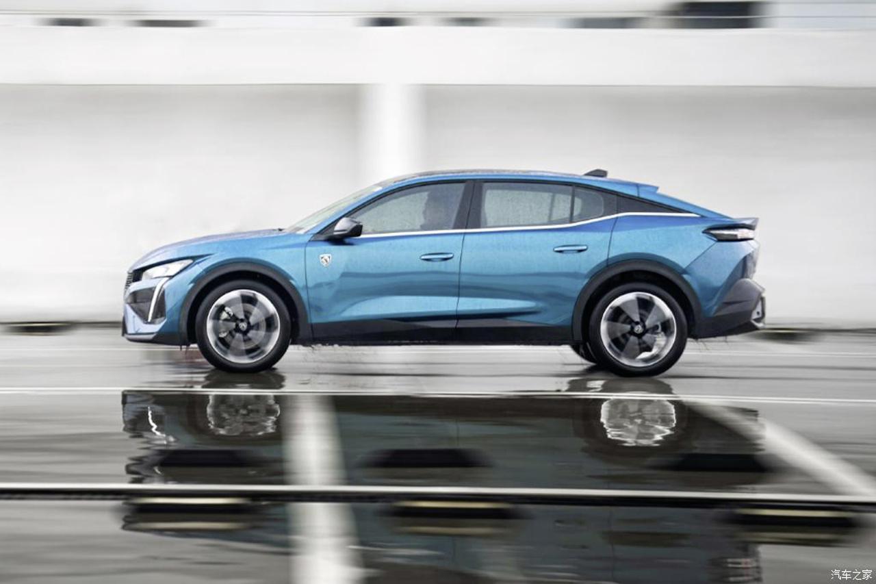 Peugeot 408X. La marque au lion lance son crossover en Chine