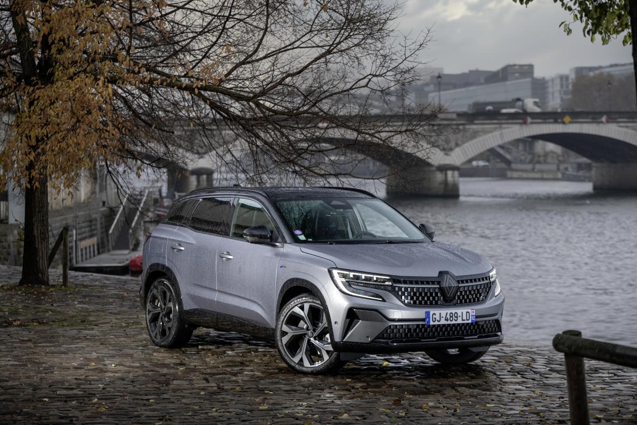 Photo 33 - fiche technique Renault Austral E-Tech - Essai comparatif ...