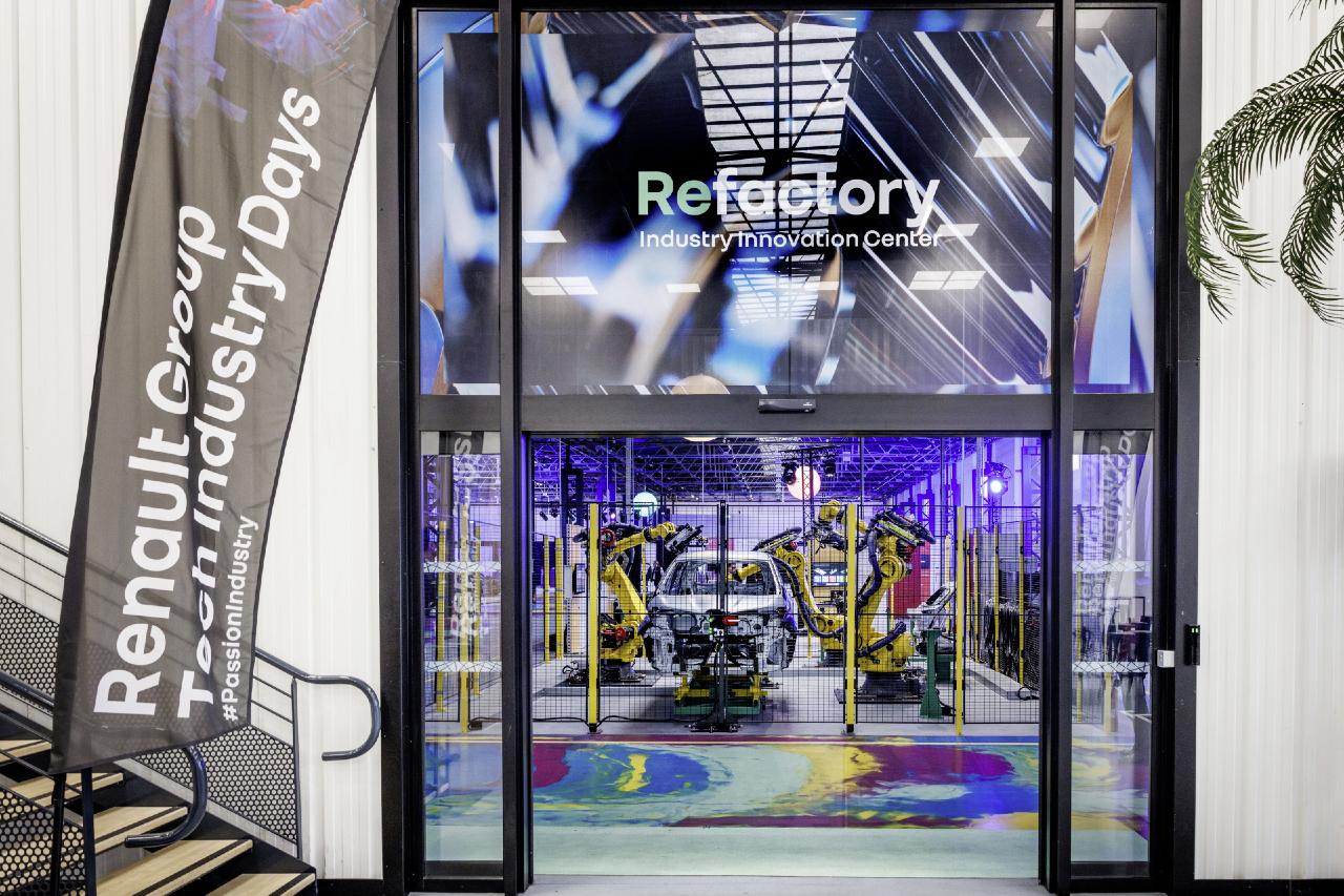 Photo 6 - refactory flins renault - Renault lance Refresh, un service pour faire durer sa voiture