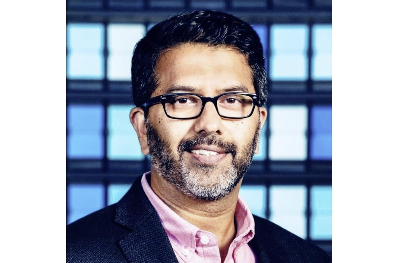 Photo 2 - portrait sanjiv ghate mobilisights stellantis - Stellantis ...