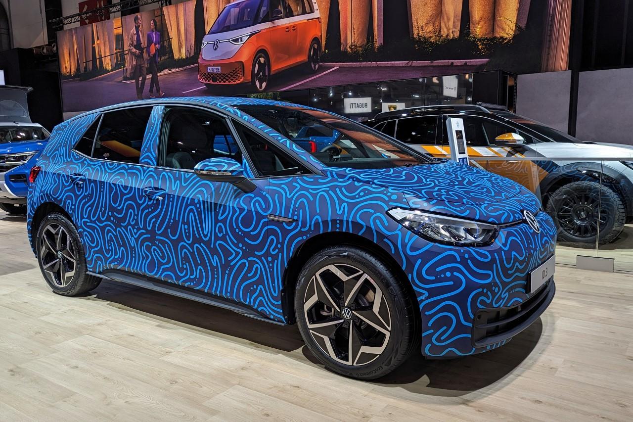 Photo 24 - Surprise ! Sur le stand de Volkswagen au Salon de Bruxelles ...