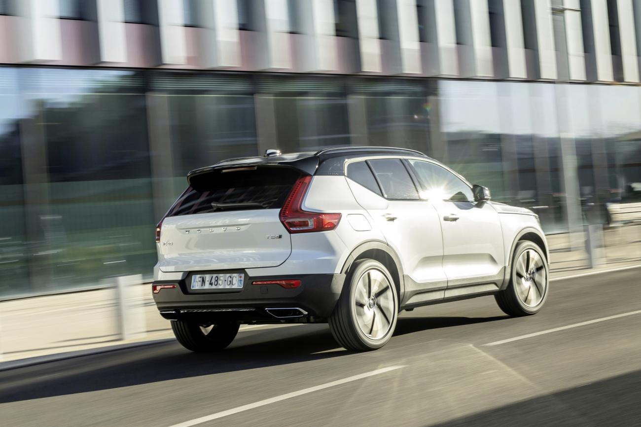 Volvo EX30 Cross Country (2025). Infos, photos et prix officiels du SUV ...