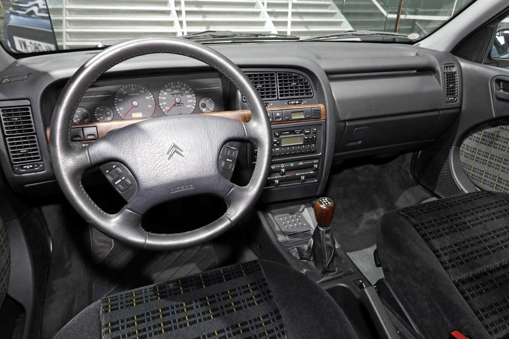 Photo 6 - intérieur citroen xantia - Citroën Xantia. Ce qu’en disait L ...