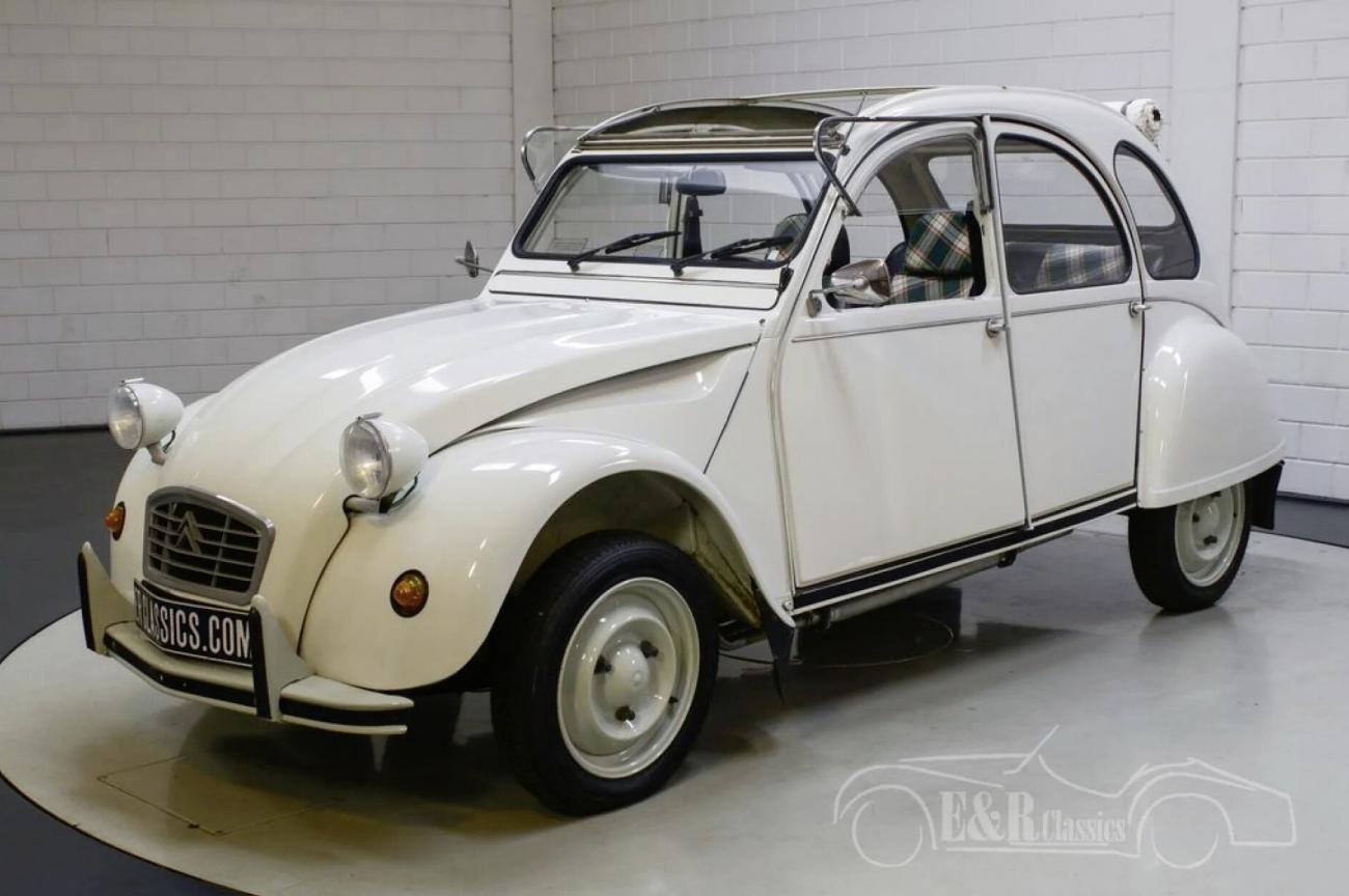 Citroën 2CV. L'un des derniers exemplaires à vendre