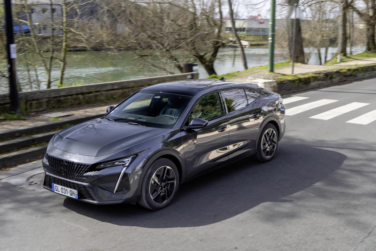 Essai Peugeot 408 hybride 180 : pour oublier le diesel