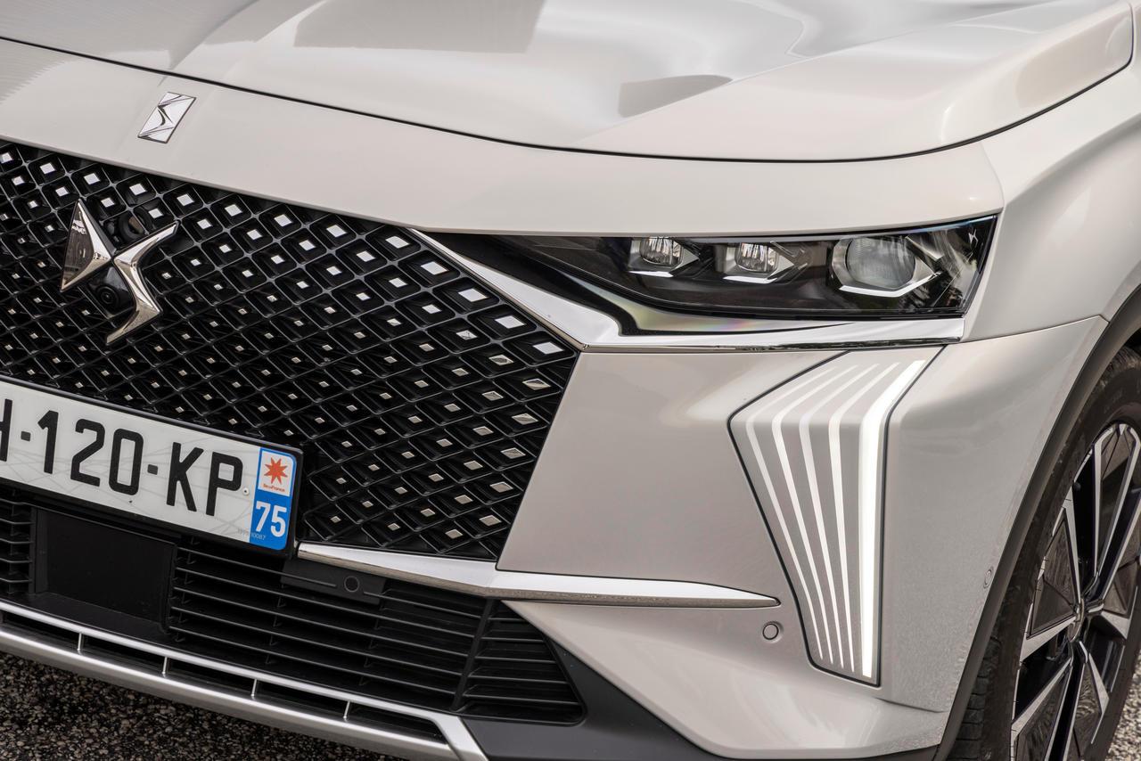 Photo 34 - essai DS7 hybride restylé 2023 - Essai comparatif : le BMW X1 hybride (2023) défie le ...