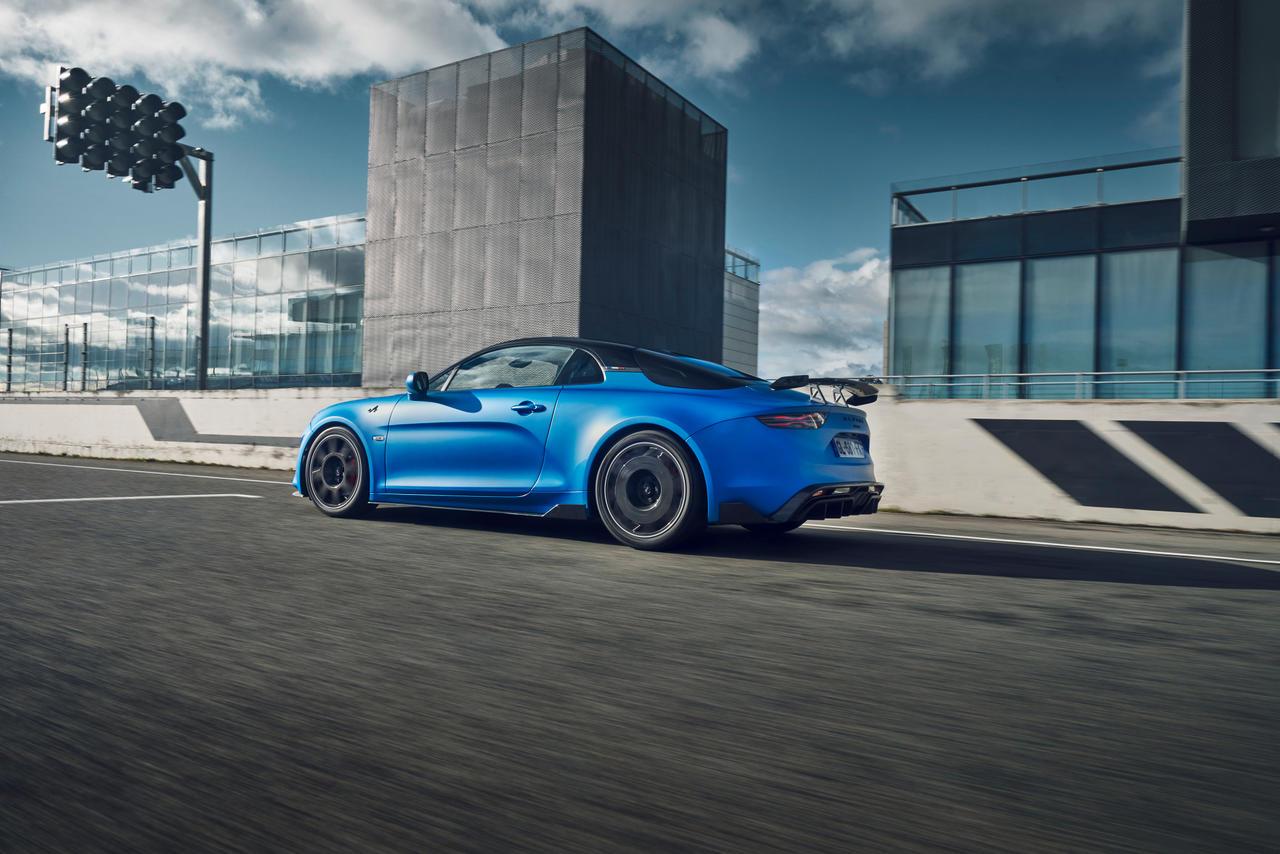 Photo 3 - Alpine A110 R prix fiche technique acceleration - Essai Alpine A110 R (2023) : l ...
