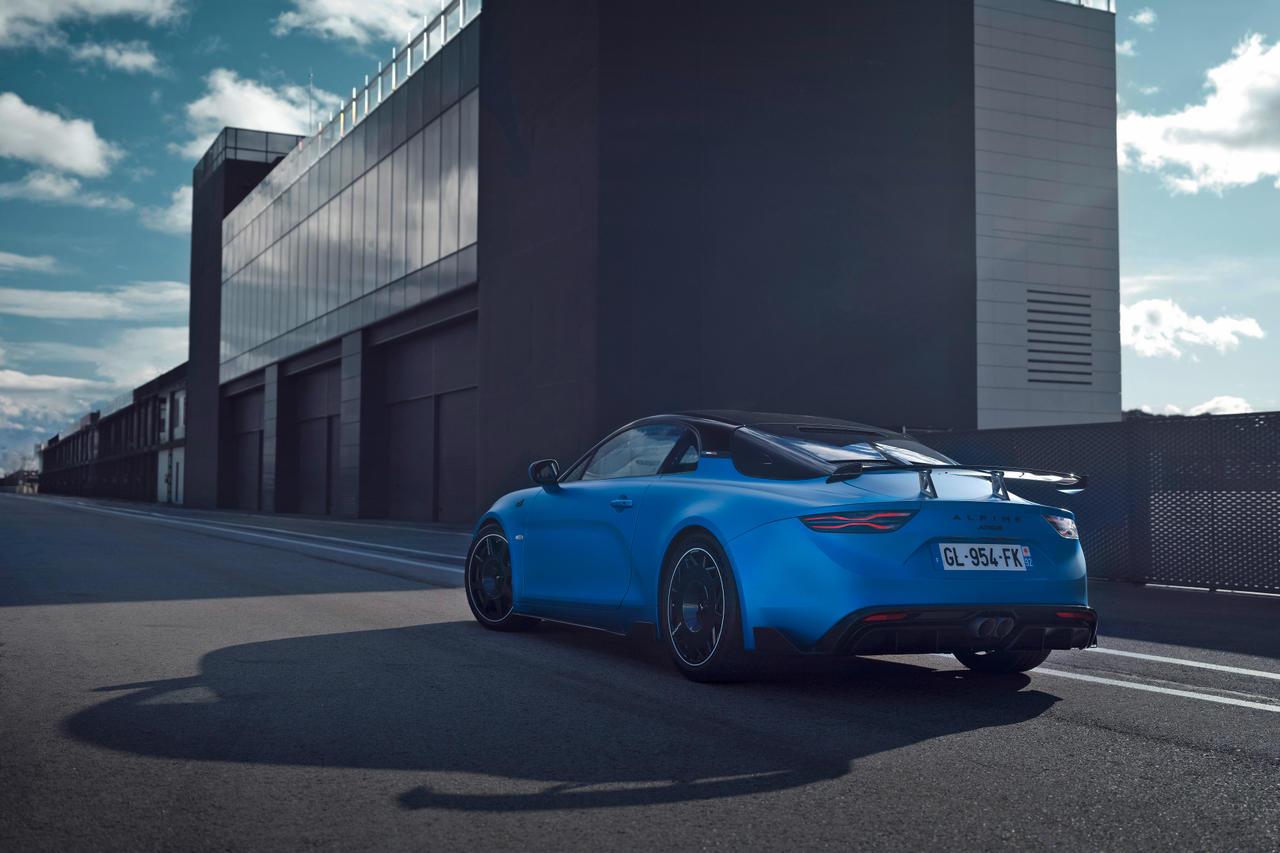 Photo 11 - ALpine A110 bleu mat F1 - Essai extrême : l’Alpine A110 R au ...