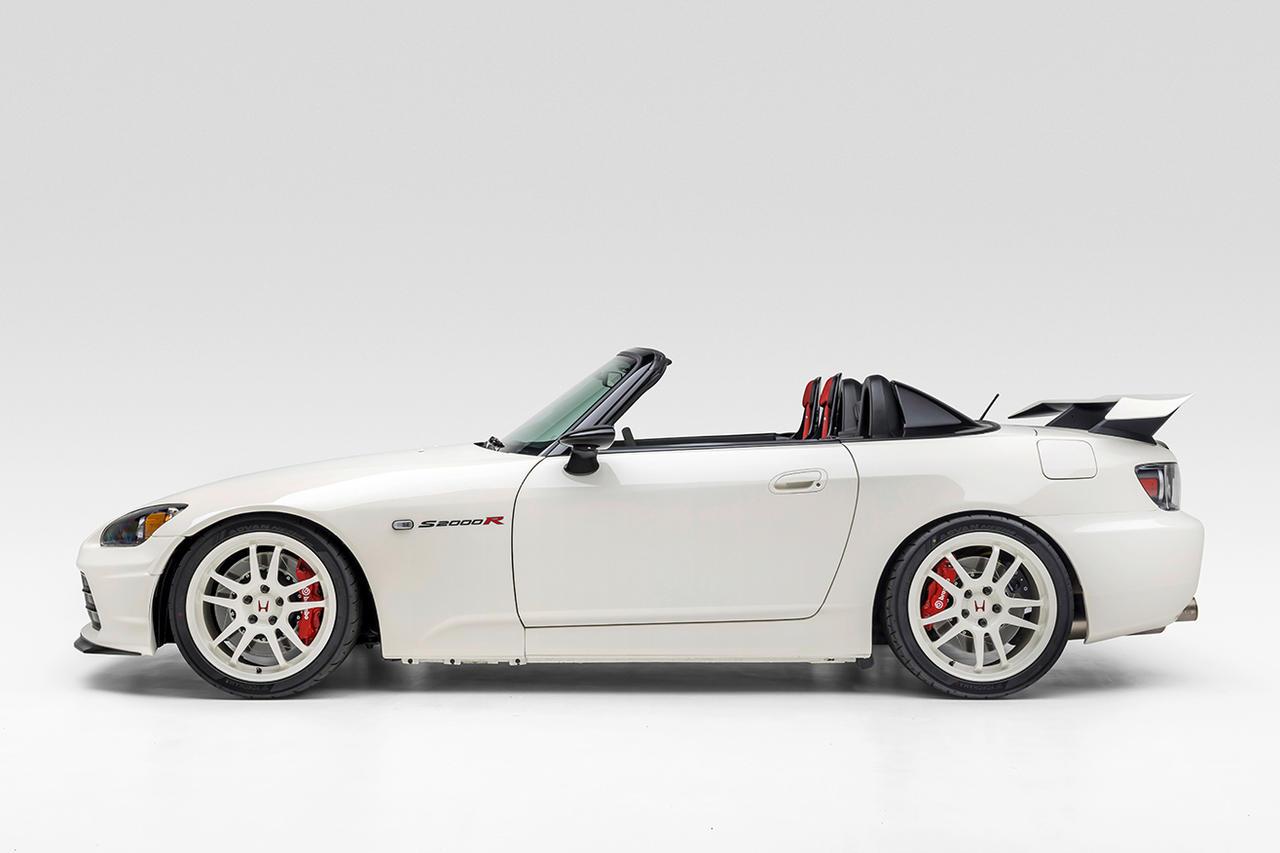 Photo 3 - Comme sur de nombreuses Honda Type R bien officielles, la ...