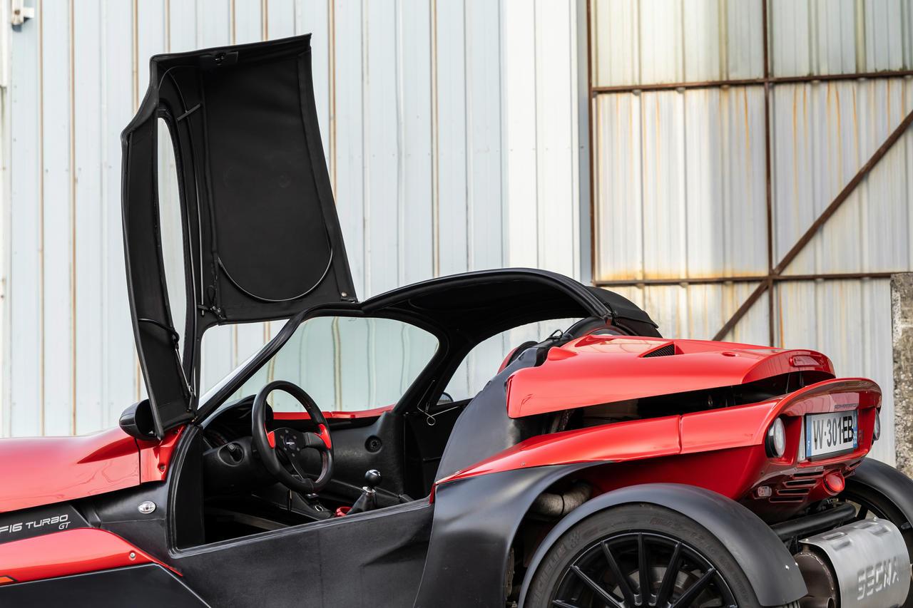 Photo 20 - secma f16 turbo gt 2023 portières toit - Essai Secma F16 ...