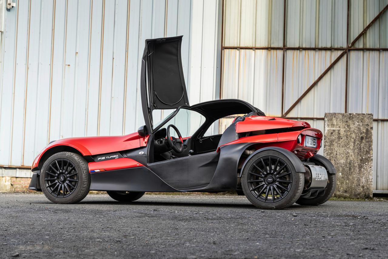 Photo 21 - secma f16 turbo gt 2023 portières élytre - Essai Secma F16 ...