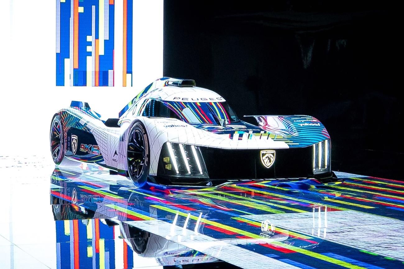 Une Peugeot 9X8 « art car » signée J. Demsky pour les 24 Heures du Mans ...