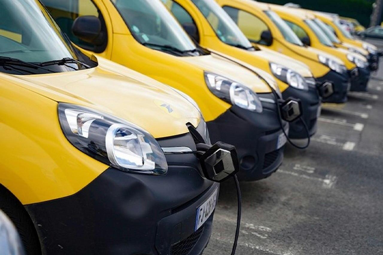 Diaporama et photos - Les voitures électriques qui ont servi à La Poste ...
