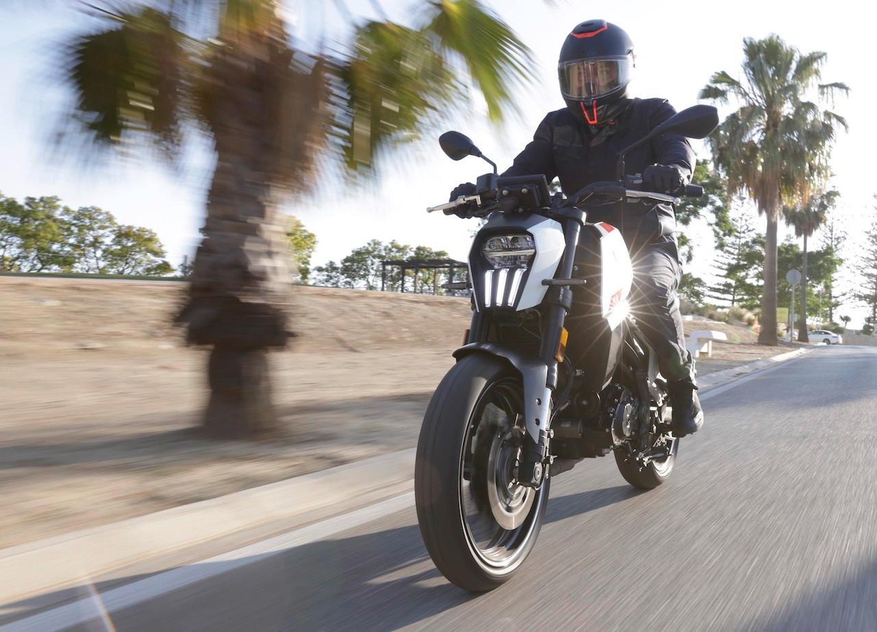 Diaporama et photos - Essai Peugeot PM-01 125 cm3 : retour à la moto ...