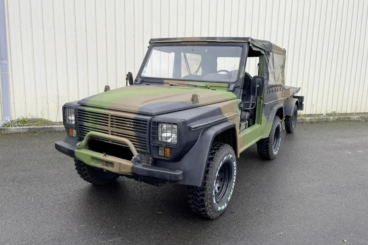 Peugeot P4. Un exemplaire du 4 x 4 militaire à vendre aux enchères
